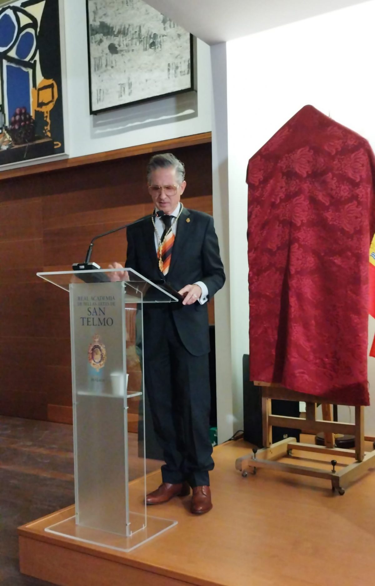 TOMA DE POSESIÓN COMO ACADÉMICO DE NÚMERO DE Dº PABLO ALONSO HERRÁIZ ...